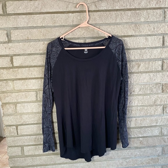 GAIAM | Tops | Gaiam Sweater | Poshmark